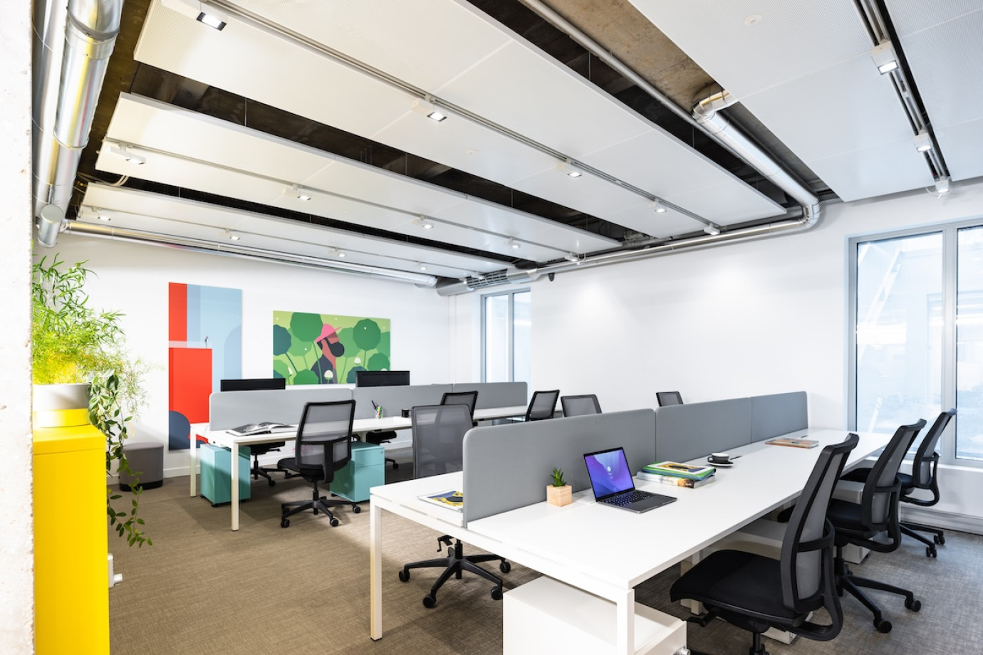 Coworking Paris Open space rez-de-jardin | Choose and Work